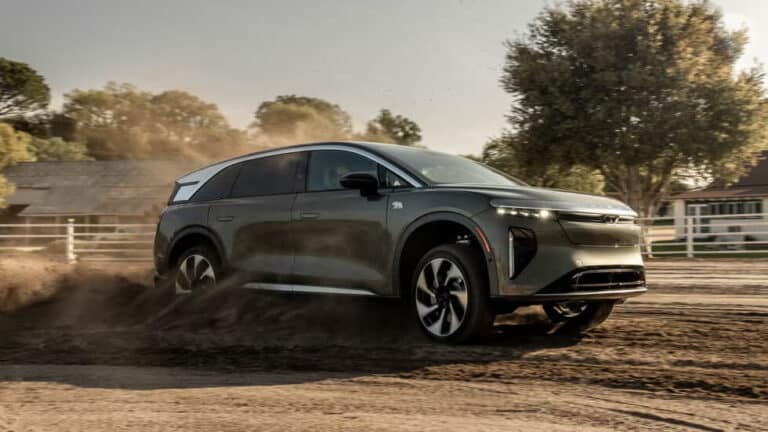 Lucid Gravity 2026: el SUV eléctrico que no parece un SUV (y eso es un piropo) - MIANA